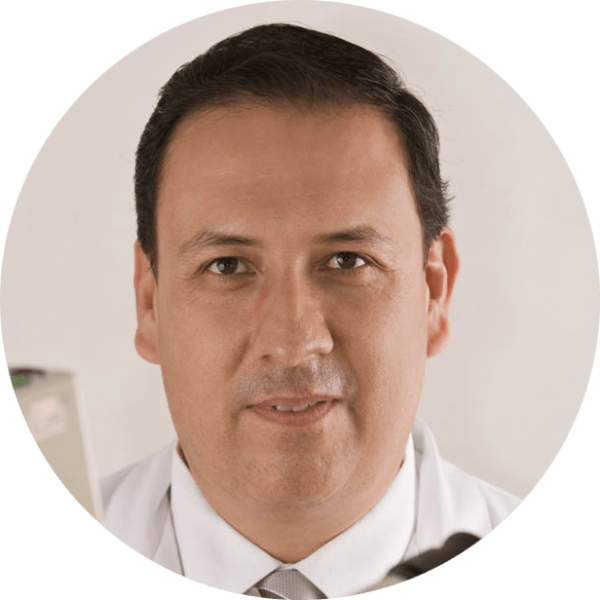 Dr. Victor Meneses, Ginecólogo en Monterrey, Especialista en Infertilidad